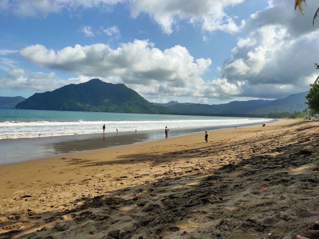 Pantai Prigi - Info Tiket Masuk, Foto, Rute, Ulasan
